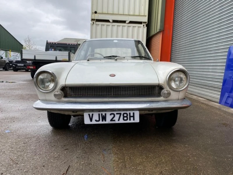 UK Registered Classic Cars to include Volkswagen Jurgens Autovilla's ...